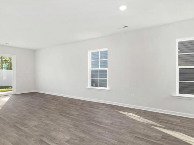 206 Beechwood Circle
