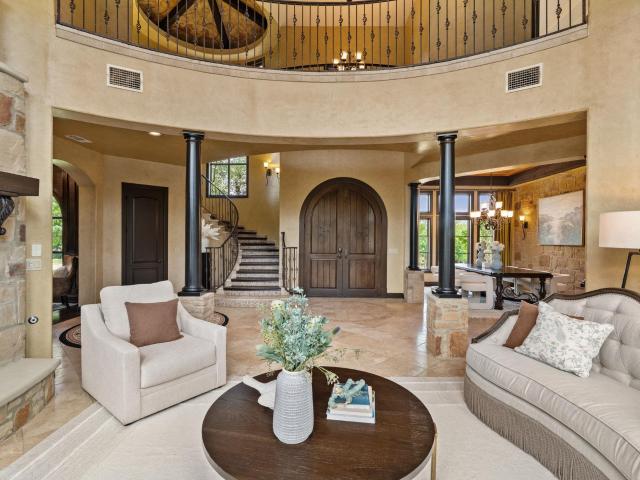 206 bella cima dr
