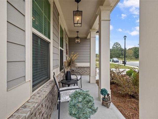 206 Blue Dragon Dr, Jefferson, GA 30549