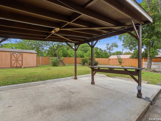 206 Bloomfield Dr
