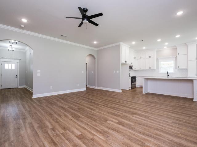 206 Bucky Beaver St