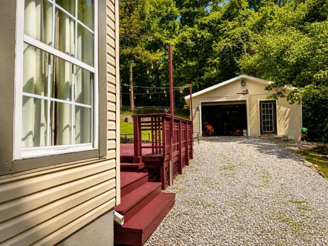 206 Gunter Ridge Rd