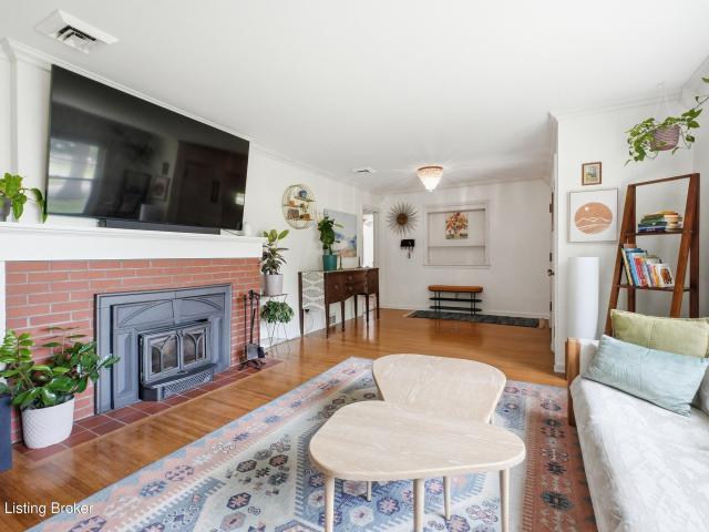 206 Dorchester Rd