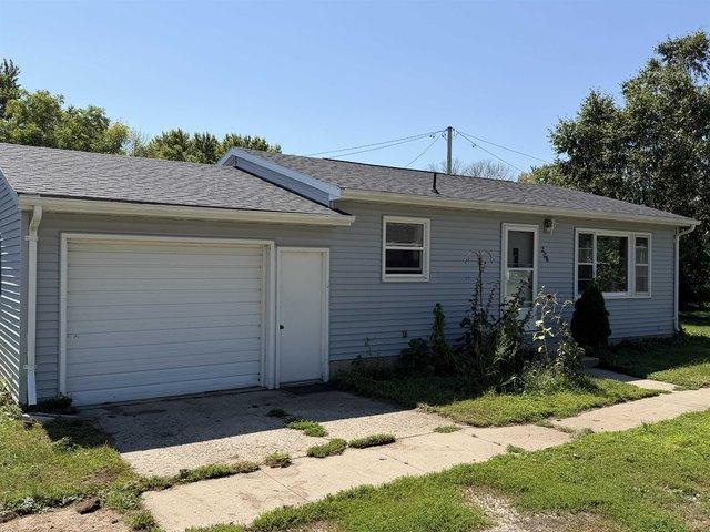 206 E 1st St, Everly, IA 51338