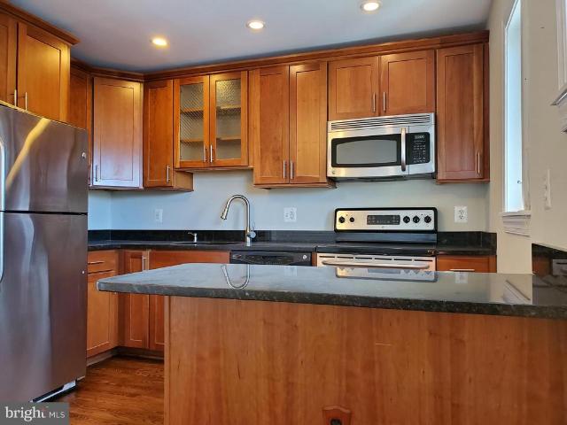 206 E Windsor Avenue # 303