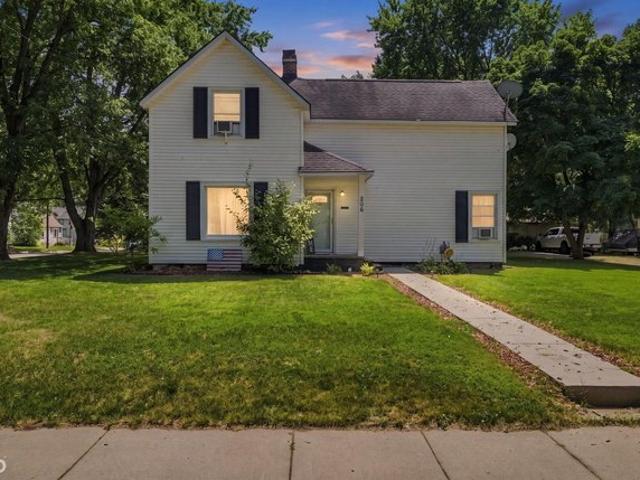206 E Wood St, Yale, MI 48097