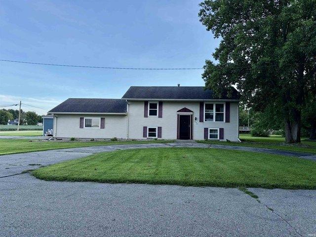 206 E Anstett Dr, Fowler, IN 47944