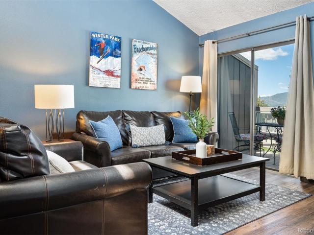 206 E Meadow Mile # 17 7