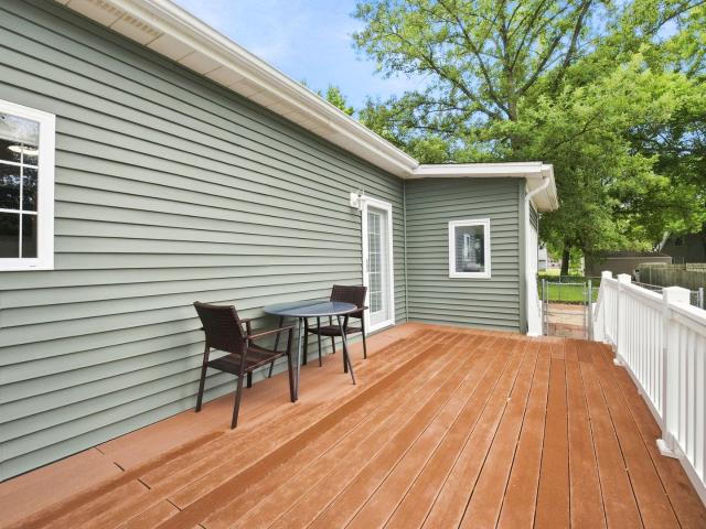 206 E Prairie Street