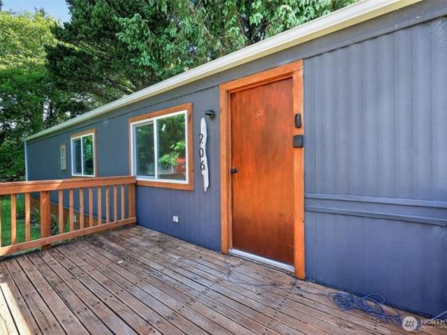 206 E Rain St NE, Ocean Shores, WA 98569