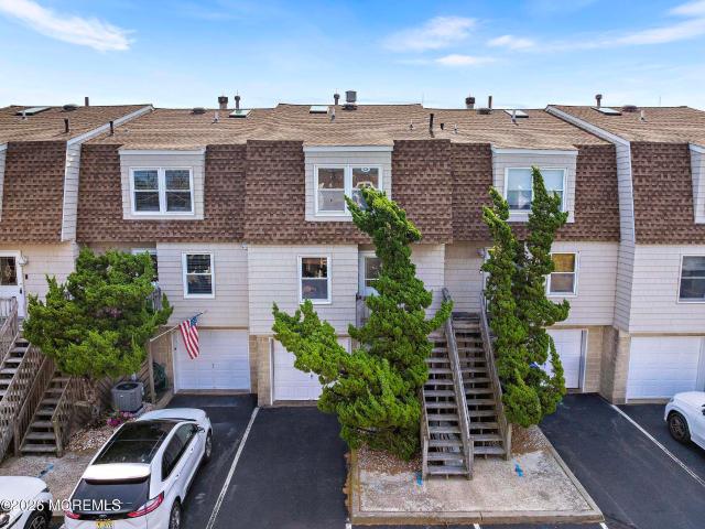 206 Easy Street Unit 206