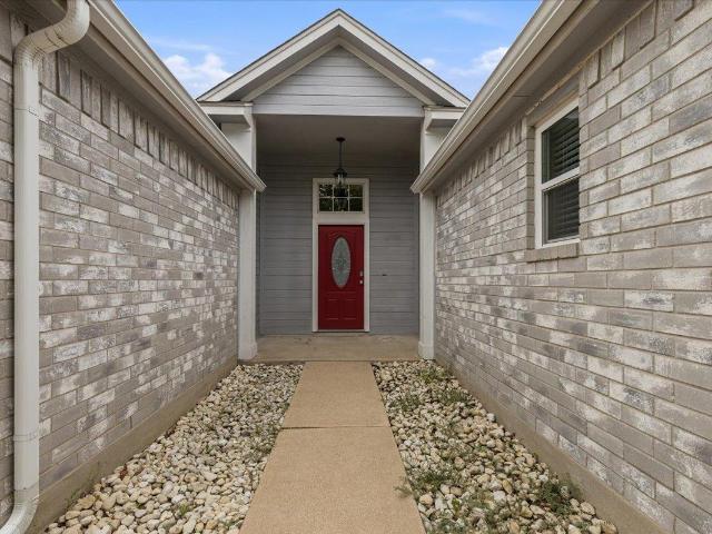206 Evergreen Cir