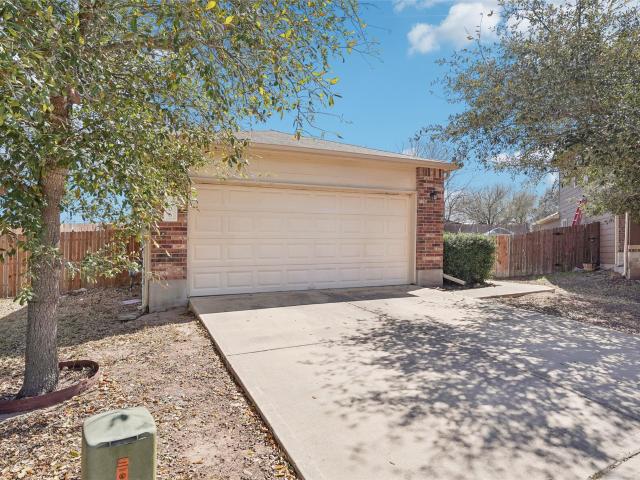 206 Feathergrass Dr