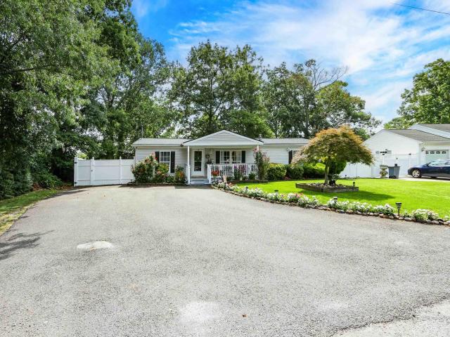 206 Fenton Ave