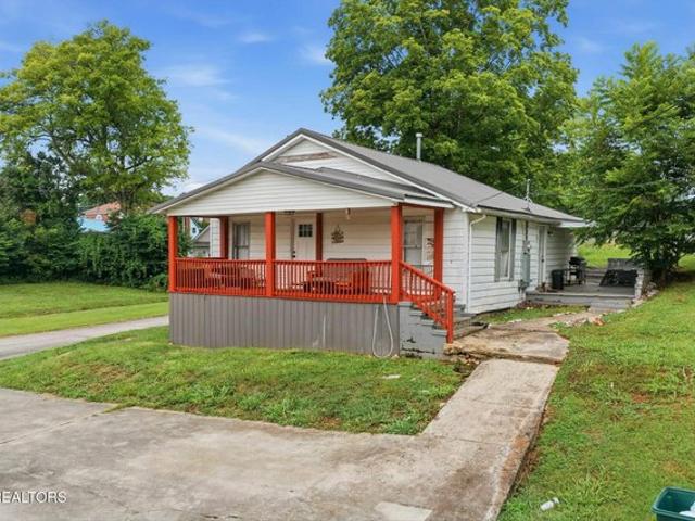 206 Ferry St, Loudon, TN 37774