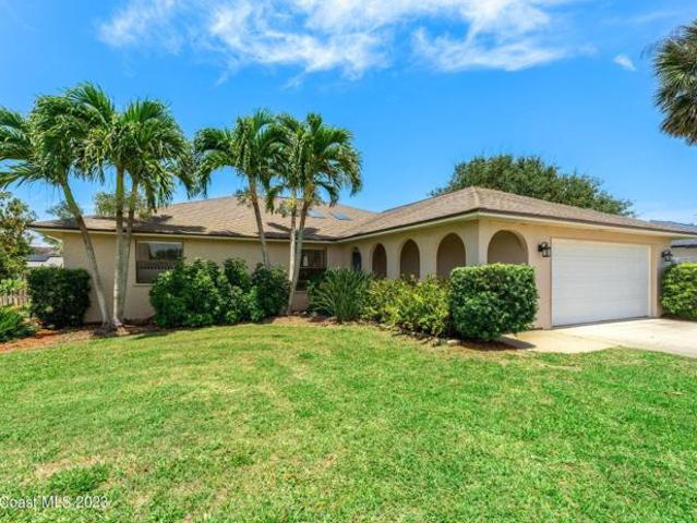 206 Fir Ave, Melbourne Beach, FL 32951