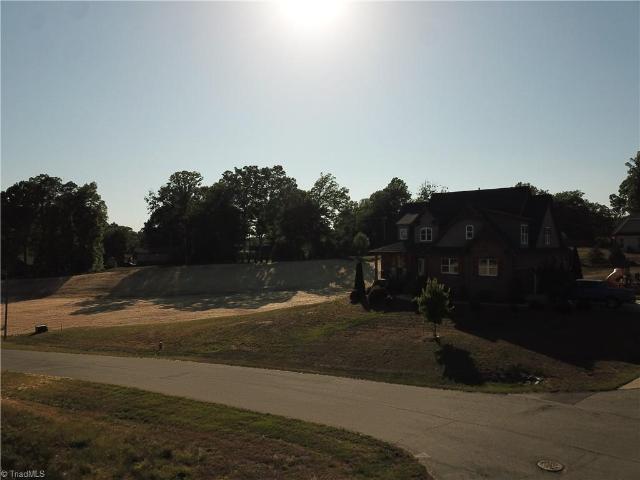 206 Flagstone Drive