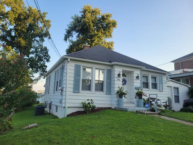 206 Freeman Street