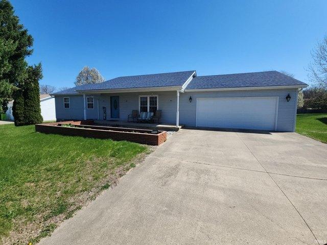 206 Kings Mill Dr, Logansport, IN 46947