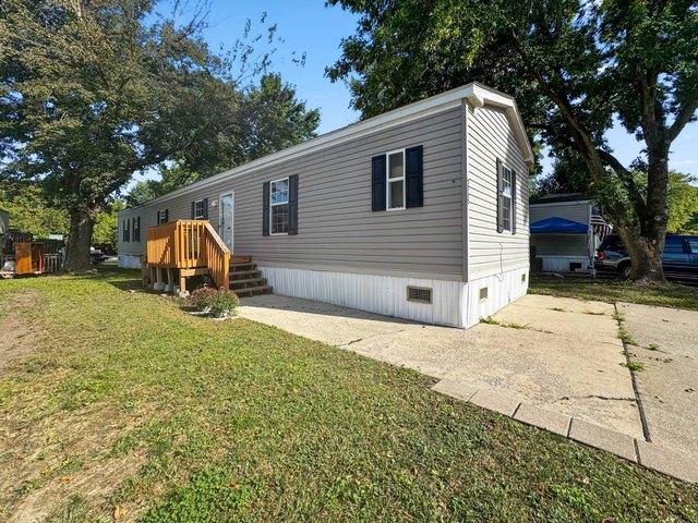 206 Holiday Mobile Home Park, Pontoon Beach, IL 62040