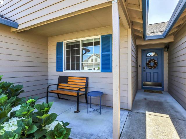 206 hauser ct
