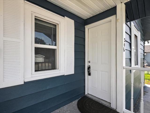 206 Helen Avenue