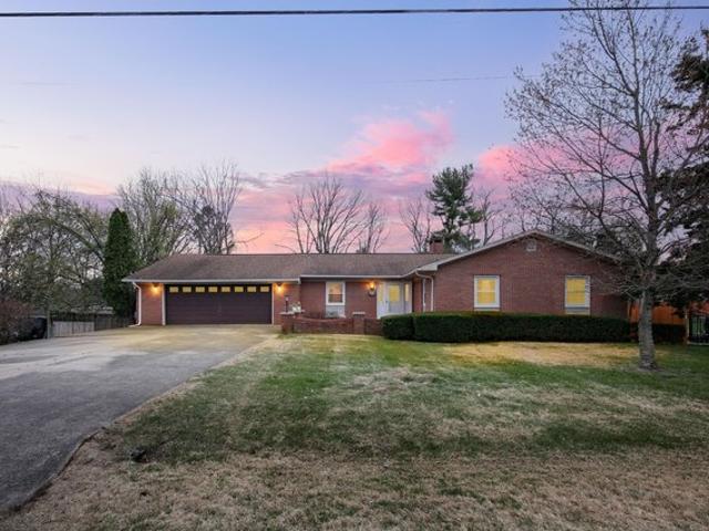 206 Hiawatha Trl, Georgetown, KY 40324