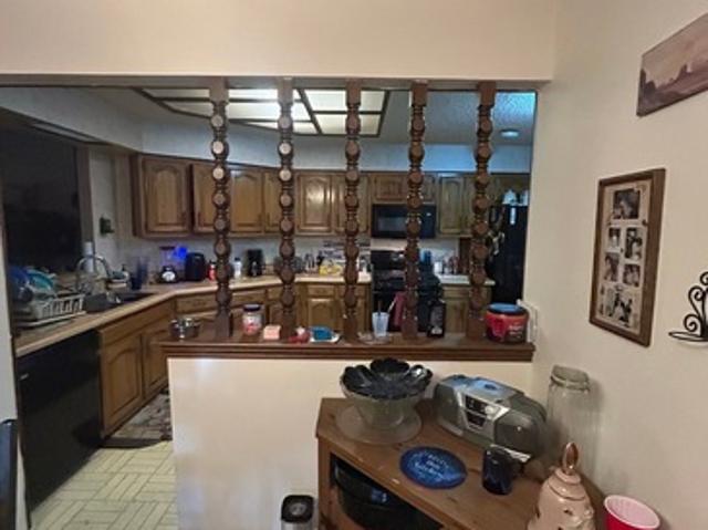 206 High Oak