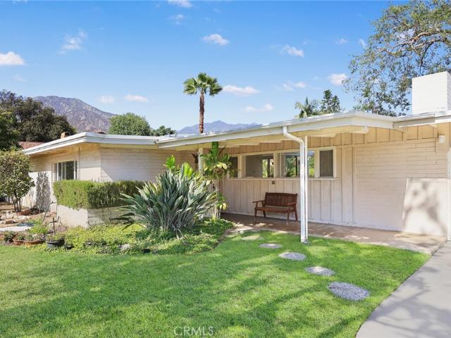 206 Oak Meadow Road