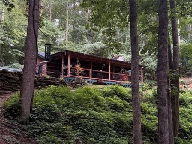 206 Old Smoky Gap Rd, Franklin, NC 28734
