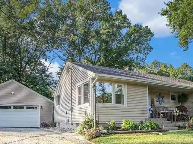 206 Oriole Trail, Michigan City, IN 46360 MLS 809331