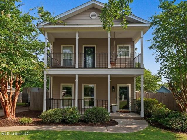 206 LA Rosa Rd, Long Beach, MS 39560