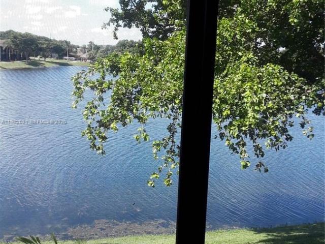 206 Lake Pointe Dr, Unit 206, Oakland Park, FL 33309 | MLS #A11982