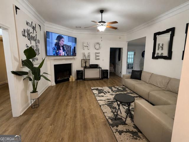 206 Lasso Drive