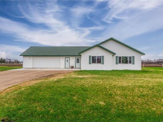 206 Lincoln Ave E, Ulen, MN 56585