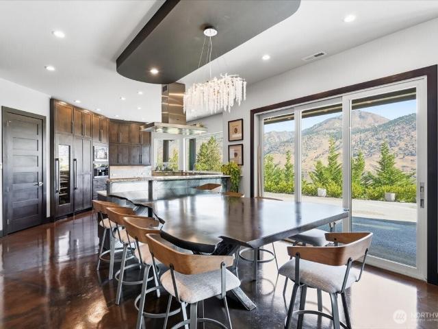 206 Mountain Lake Ln, Chelan, WA 98816 | MLS #2555