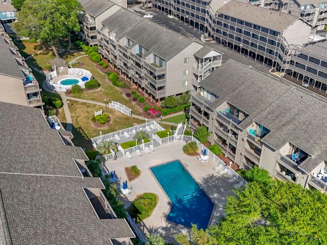 206 Maison Dr. Q 204