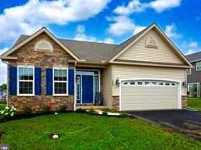206 Mason Wy, New Holland, PA 17557