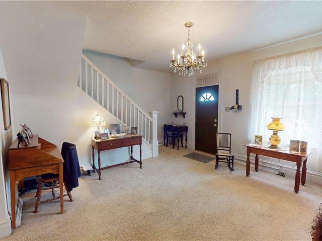 206 Mcclain Ave