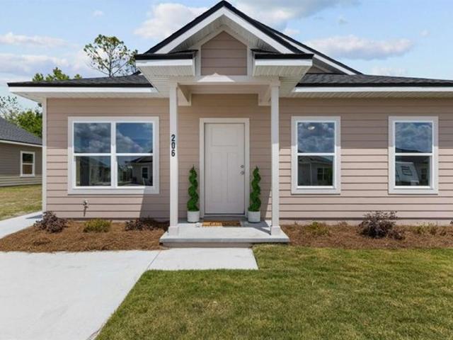 206 Mesa St NW, Live Oak, FL 32064