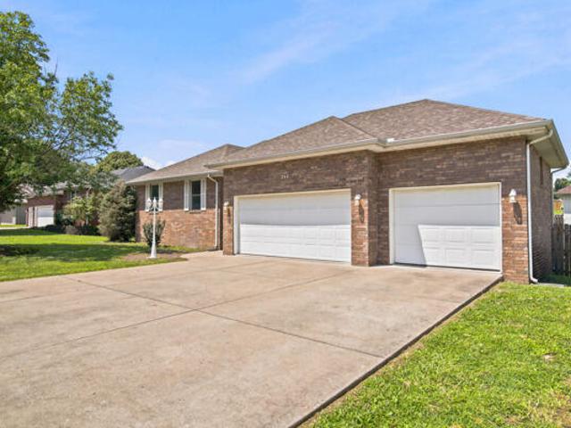 206 Miller Way