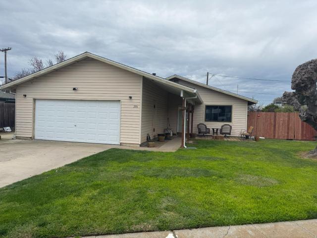 206 Miner Ct, Isleton, CA 95641 | MLS #226035 | Compass