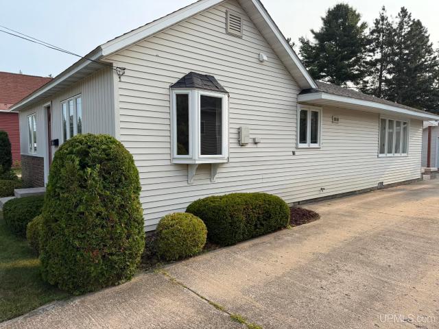 206 N 5th Street