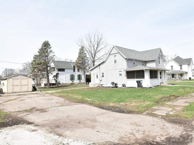 206 N Van Buren Avenue