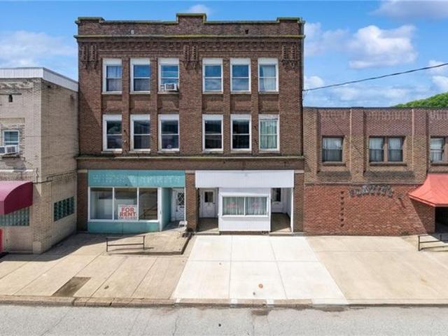 206 N Warren Ave, Apollo, PA 15613