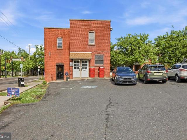 206 N Charlotte Street