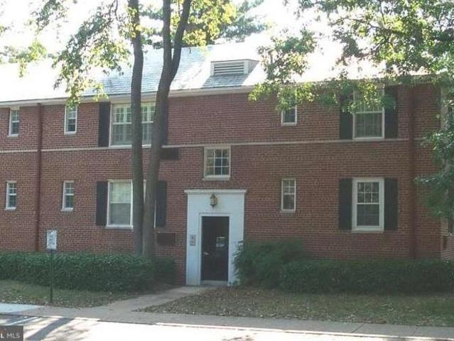 206 N George Mason Dr N #206 3 Arlington, VA 22203