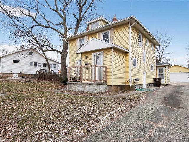 206 N Grinnell Street