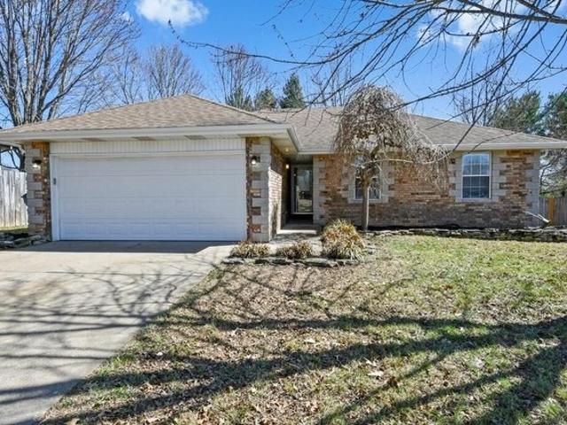 206 N Hightower Ave, Nixa, MO 65714