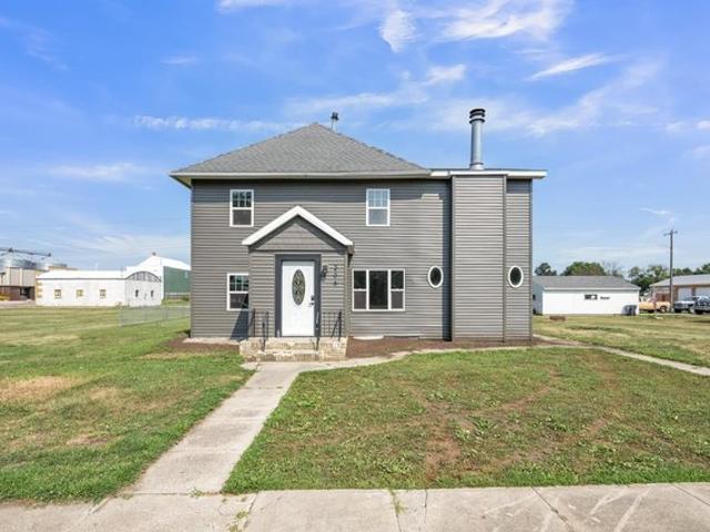 206 N Ocheyedan St, Everly, IA 51338